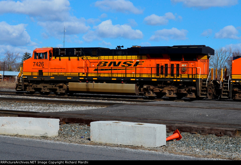 BNSF 7426